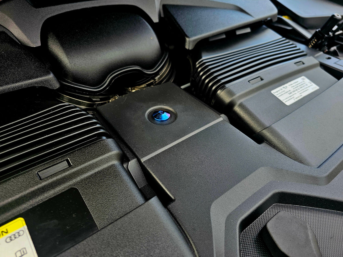 Audi RSQ8 / Lamborghini URUS titanium engine bay kit – Titanium Works