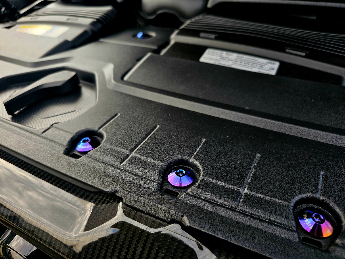 Audi RSQ8 / Lamborghini URUS titanium engine bay kit – Titanium Works